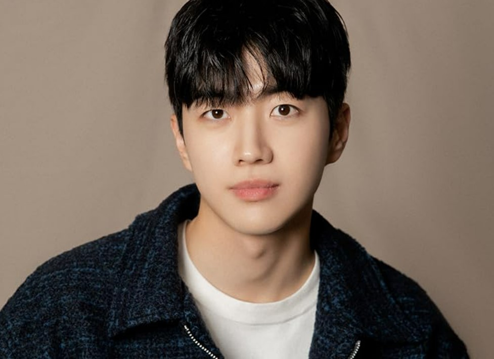 Nam Phụ Trong Muốn Gặp Anh Bản Hàn Trở Thành Diễn Viên Vì Muốn Đu Idol